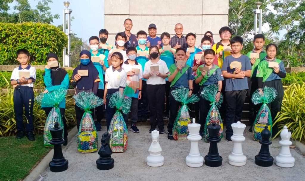 SMK Labuan dominasi Kejohanan Catur Sekolah Sekolah Labuan - Borneo ...